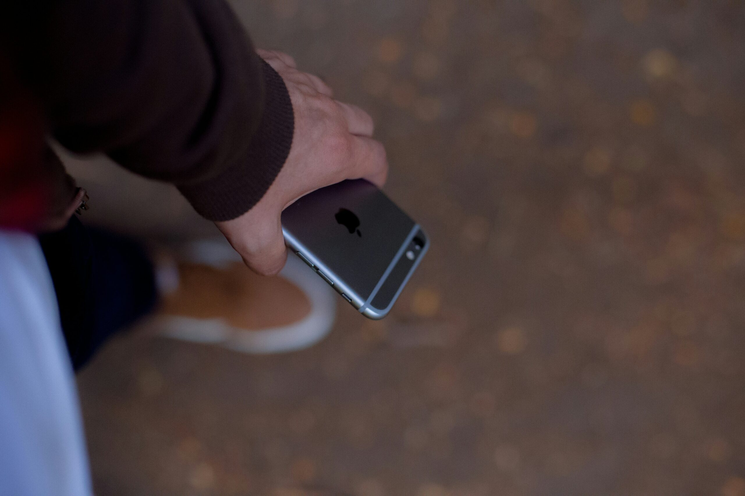 Best Tech and Apps for Preventing Phone Theft - TechRound