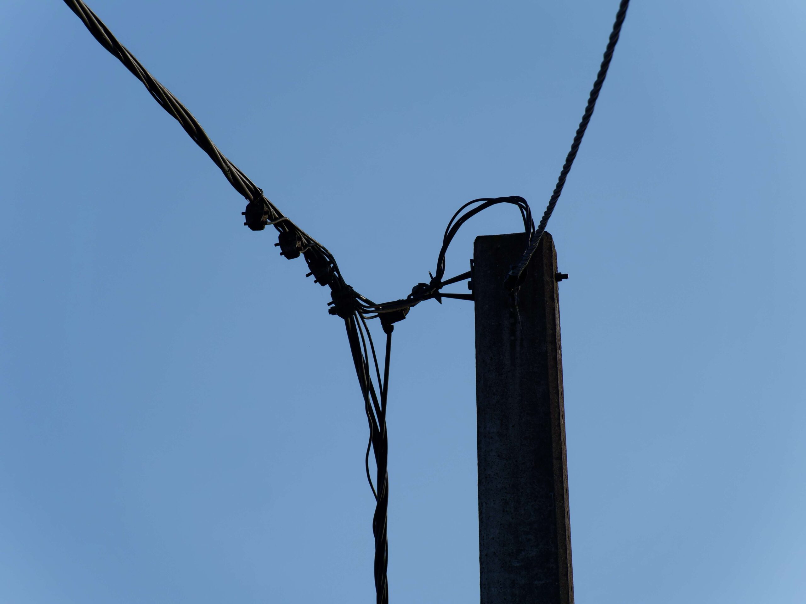 Users Paying Price For Old Copper Phone Networks - TechRound